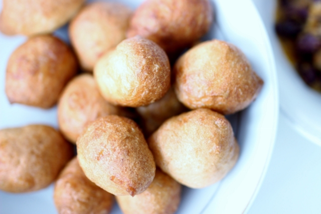Beignets de farine (recette camerounaise) - Alice Pégie Cuisine